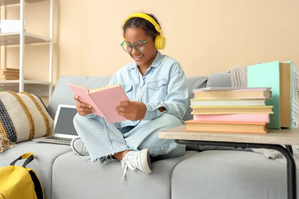 Nextory : la plateforme qui fait aimer les livres audio aux enfants